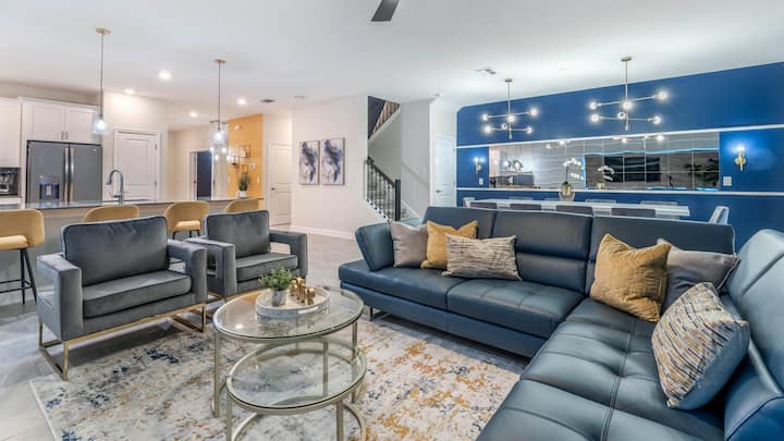 Elegant Estate For Large Groups 5782 - Davenport