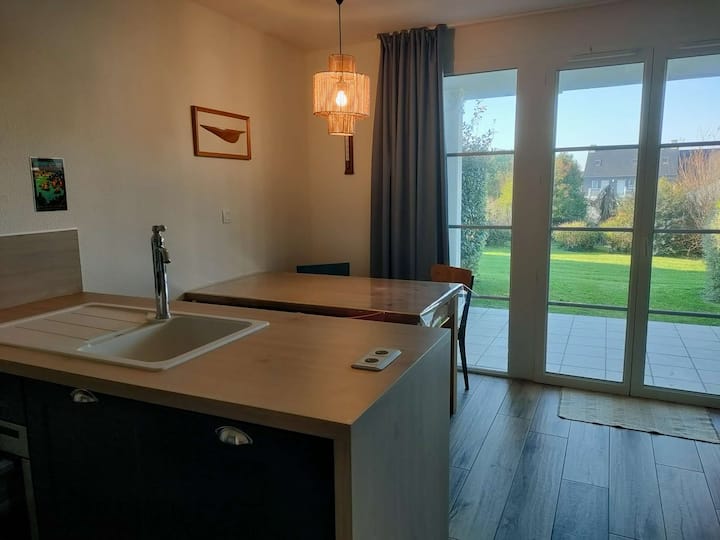 Bel Appartement Pour 4 Avec Piscine Et Terrasse - Arzon