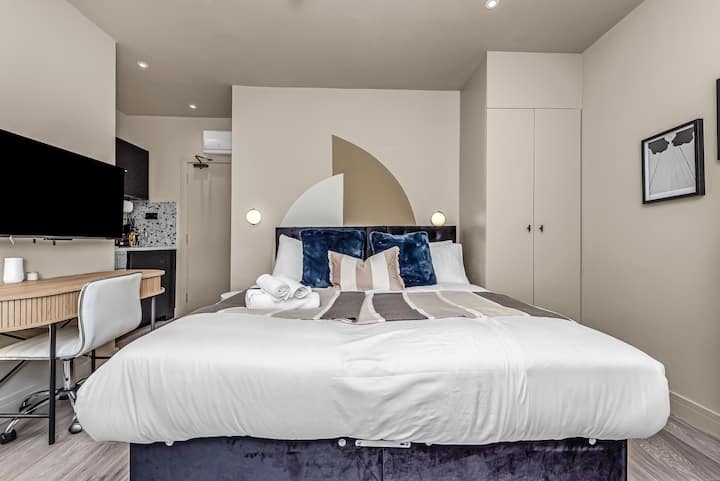 Delightful Studio Suite With Modern Kitchenette - Greenwich
