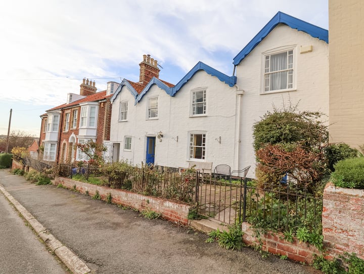 Iona Cottage - Southwold