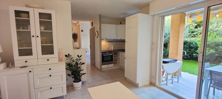 Studio Jardin à 150 M De Plage - Fréjus