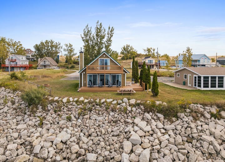 Beautiful Private Lake Michigan Frontage - Pentwater, MI