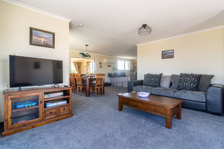 Close To Beach | Outdoor Living - Kk00379 - Kaikōura