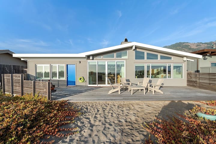 Charming And Iconic Oceanfront Property - Bolinas, CA