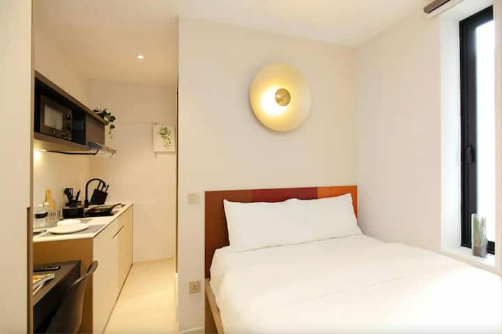 Superior Queen, Modern Design In A Top Notch Area - Singapore