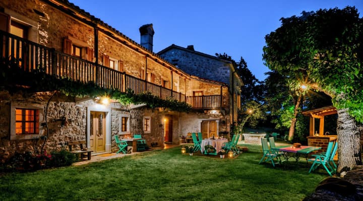 Indulge In Timeless Luxury At Chateau Asa - Trieste