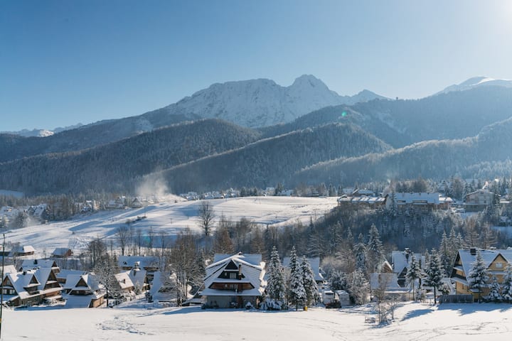 Highlander Apartment With A View Of Giewont - Zakopane