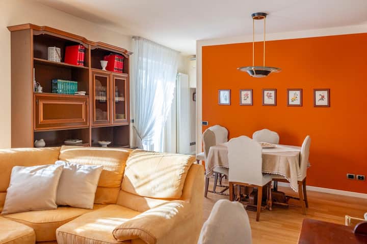 Casa Vincy, Costa Volpino Ospitar - Clusone