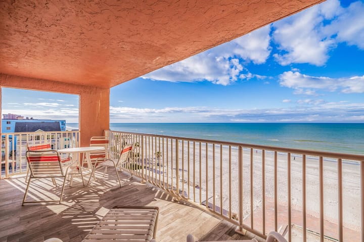 Holiday Villas 501: Beachfront Views & Heated Pool - Indian Shores, FL
