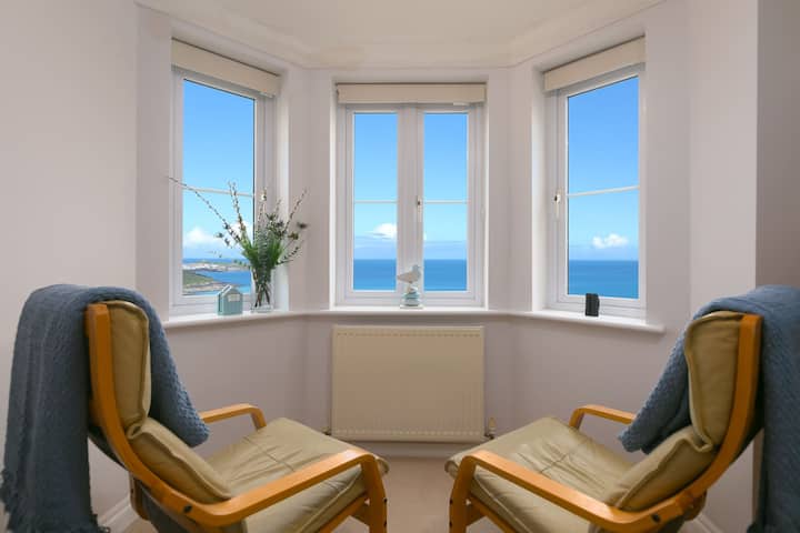 Ocean View-sleeps 4-sea View-parking For One Car - Carbis Bay
