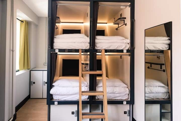 Bed In 4 Pod Mixed Dorm Ensuit - Dublin, Ireland