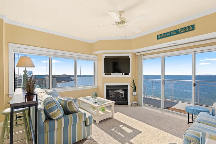 Bayfront Three Bedroom Condo With Awesome Views - Ocean City, MD