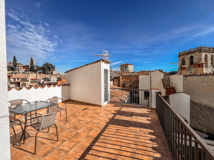 Ganganell ÀTic. Apartamento Con Terraza En Besalú - Besalú
