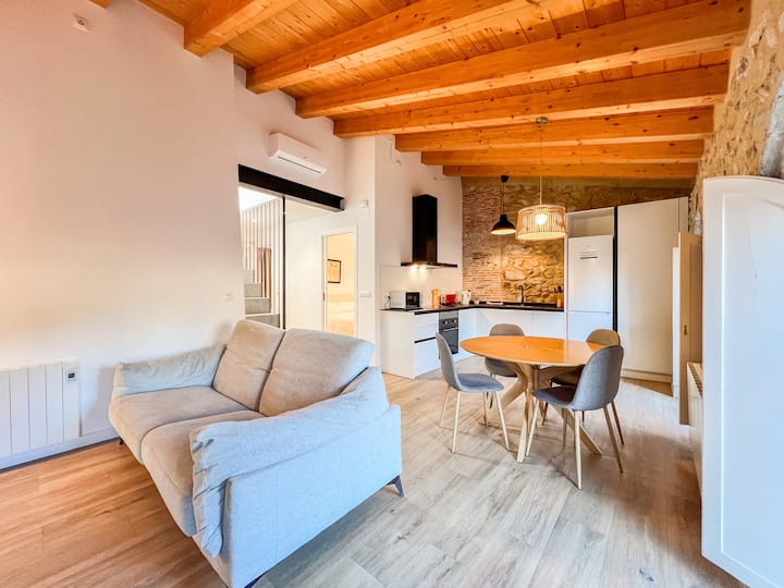 Ganganell ÀTic. Apartamento Con Terraza En Besalú - Besalú