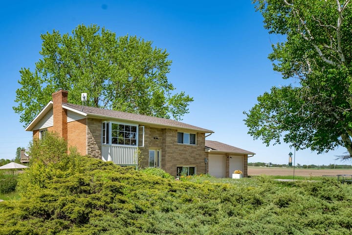 Field Of Dreams - Secluded W Sauna - Sand Banks, ON