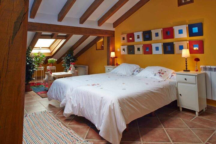 Apartamento ÁTico Con Estudio Anexo - Los Corrales de Buelna