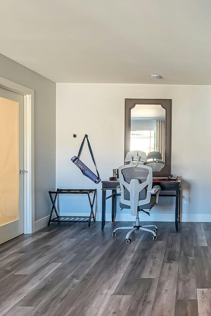 Spring For A Little Extra Space With The Jr. Suite - Desert Hot Springs, CA