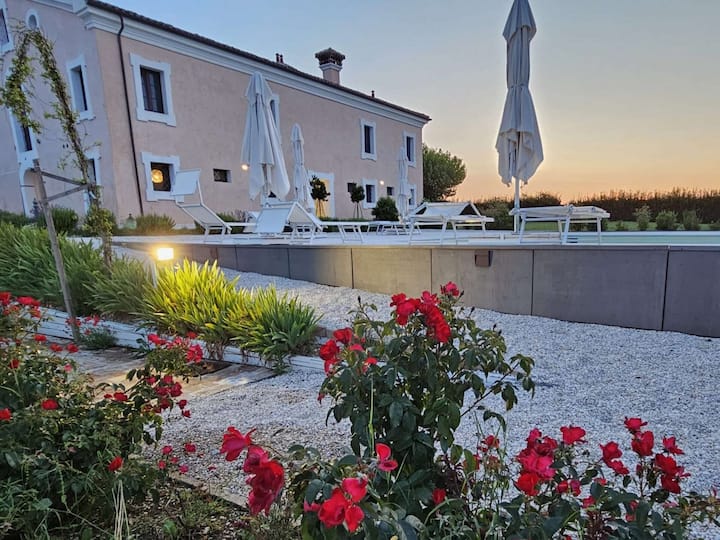 Manoir à Marche Avec Piscine Et Vue Plage - Jesi