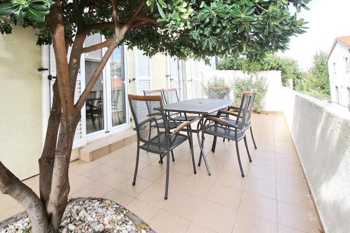 Apartments Limun - Apartment Limun 1 - With Terrac - Baška