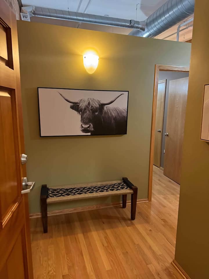 Creamery Condo: Haymarket 2br/2ba - Downtown Linco - Pawnee State Recreation Area, Lincoln