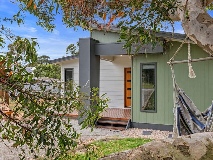 Drift Away At Venus Bay - Venus Bay