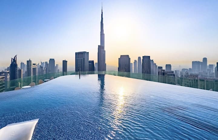 Astonishing 64th Floor Burj View Infinity Pool|ps5 - Dubaï