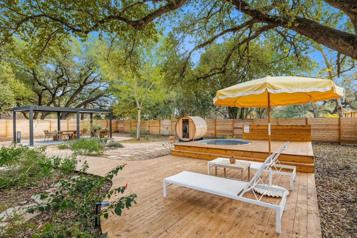 Sauna & Cowboy Pool - Front & Back House - Lockhart State Park, Lockhart