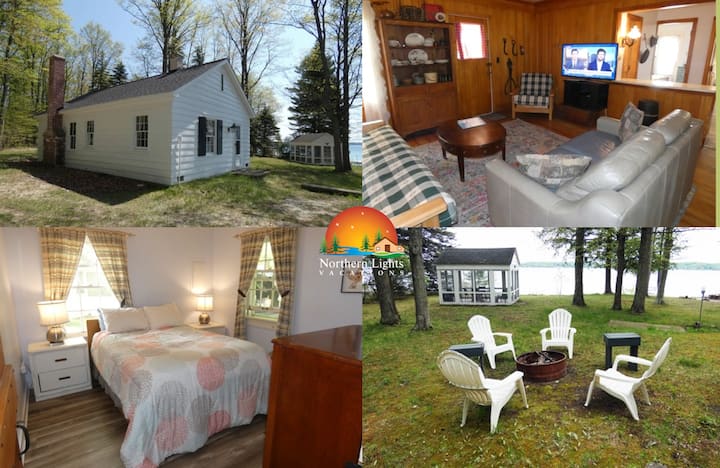 South Cottage On Torch Lake - エルク・ラピッズ, MI