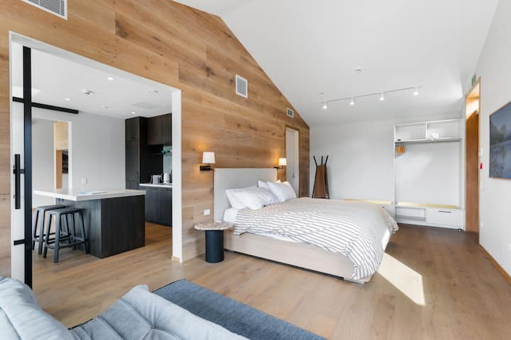 Alp Studios: Apartment 2 - Wanaka