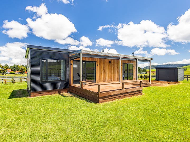 Cozy Cabin With A View - Ohakune Holiday Home - Mount Ruapehu