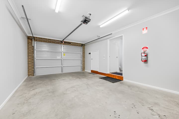 Alpine Apartment Three - Bright