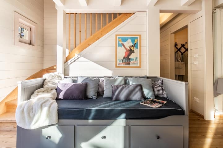 Chalet Piccolo Giglio - Authentic Chalet Retreat - Valtournenche