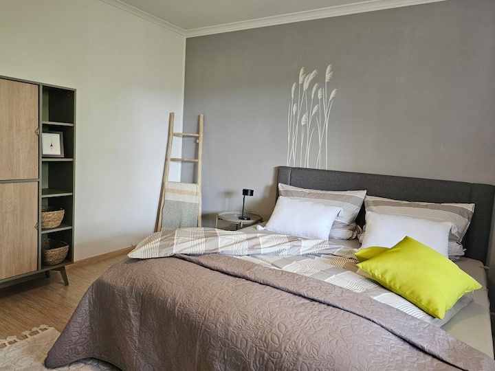 Fewo (79qm) Mit Schöner Terrasse (Quartier 2) - Fulda