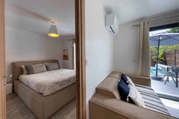 Piscine Chauffée Et Jacuzzi Privatif Côte D’azur - Roquefort-les-Pins