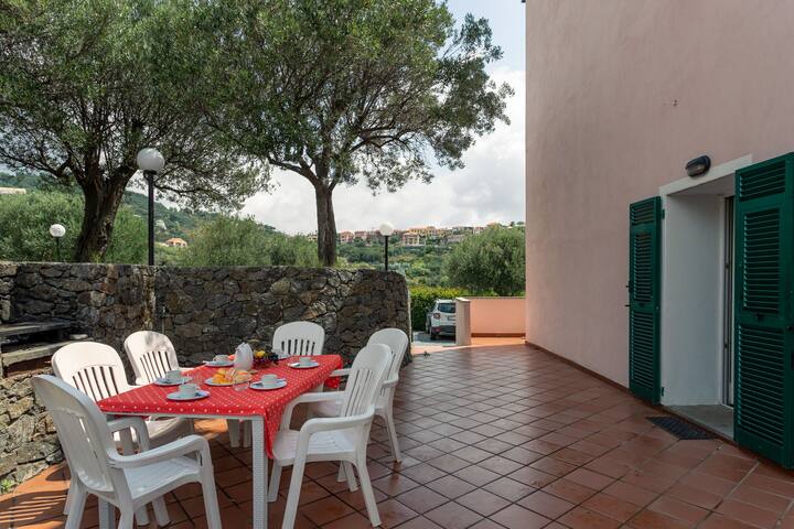 Villa Zafferano Suites - Mirto - Varazze