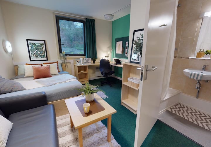 Private Double Rooms At Parker House In Dundee - Dundee