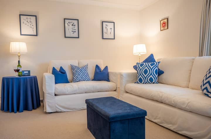 Bright Bungalow Near Town & Estuary With Parking - Kingsbridge
