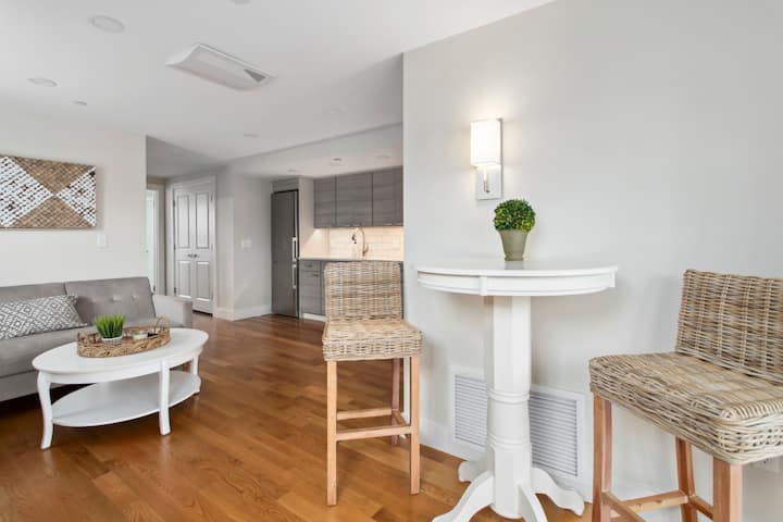 Portside Walkabout: In The Heart Of Rockport - Long Beach Gloucester
