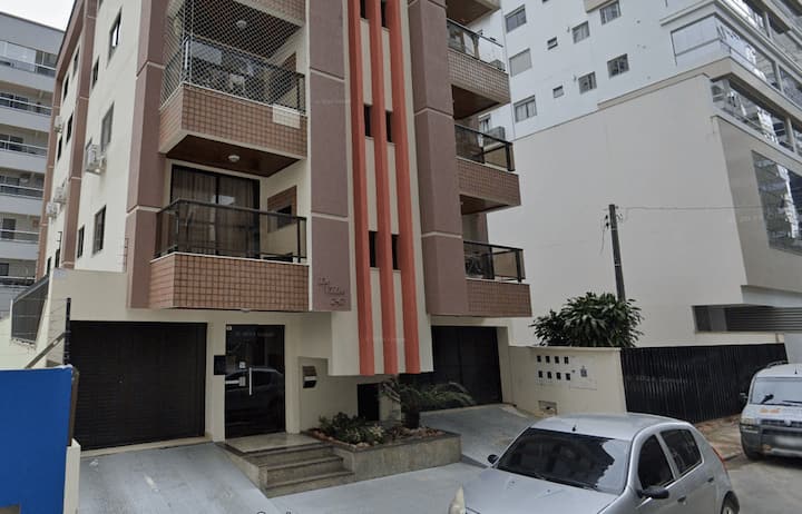 (315) Quadra Mar Para 6 Pessoas - Porto Belo