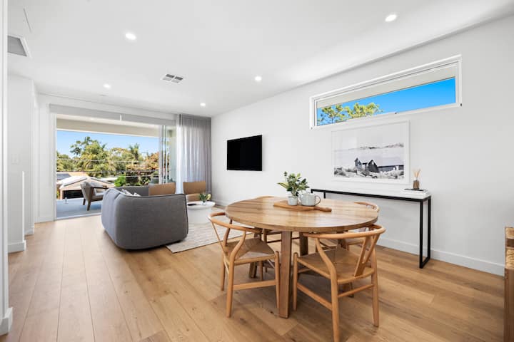 Cove @ Palmstone: Coastal Breeze & Balcony - Glenelg