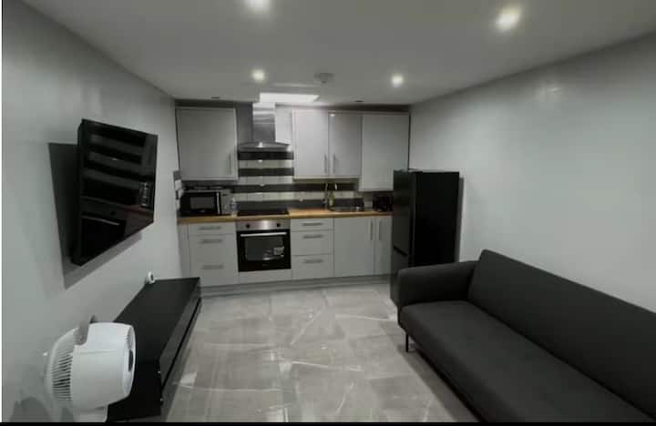 Apartment-sleeps3-parking-internet - Dartford