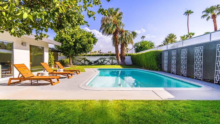 Stylish 5b Villa W Pool&mountain Views - Palm Springs, CA