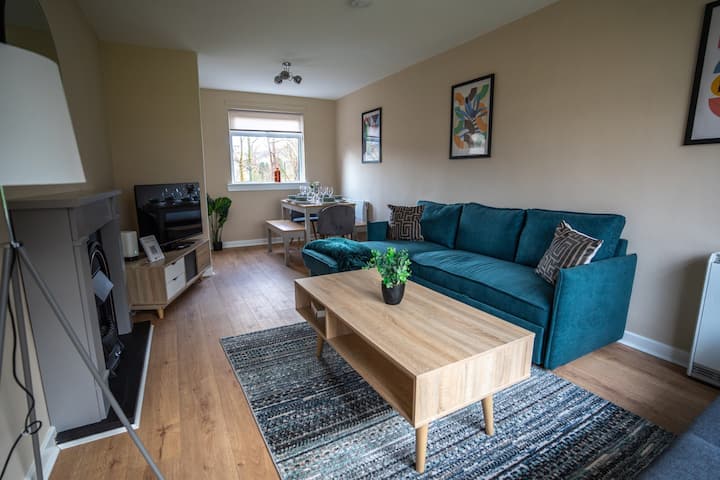 Refreshing Modern Apartment In Grangemouth - East Kilbride