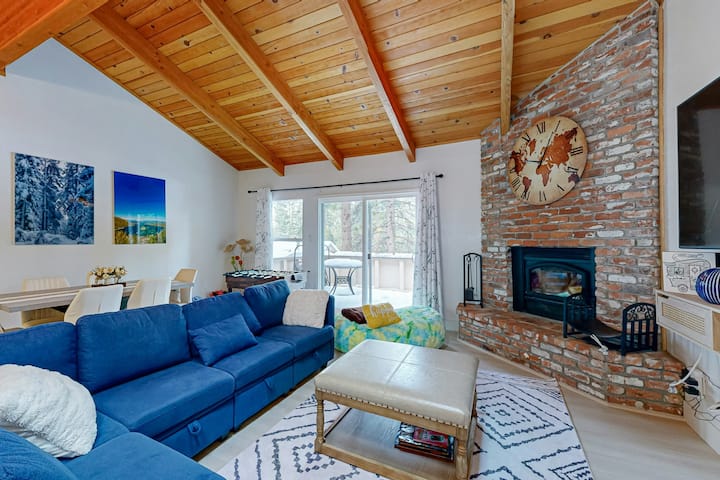 3br Townhome With Fireplace, Foosball, Near Skiing - Carson City, NV