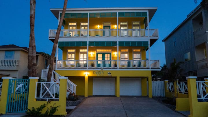 * Luxury * 1 Min To Beach * Pool * New Remodel * - South Padre Island