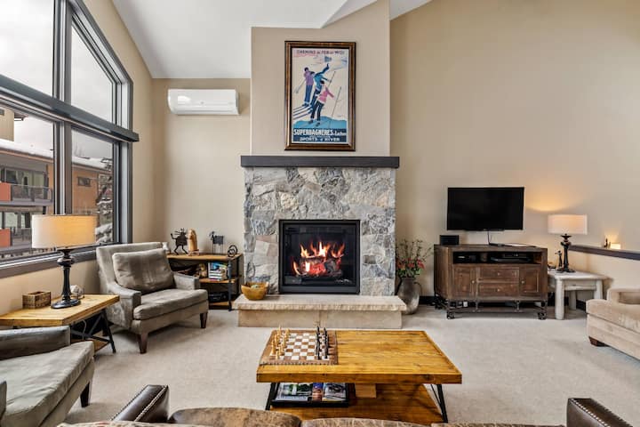 Ski In/out Th-remodeled-hottub-evcharger In Garage - Steamboat Springs, CO