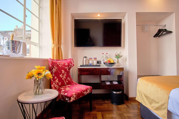 Oban Cultural Haven: Near Attractions, 4 Rooms - Oban