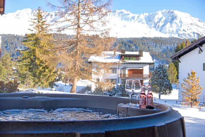 Alpine Retreat With Private Hot Tub - Lenzerheide