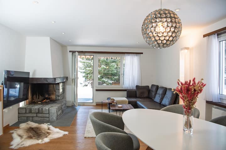 Vacation Apartment With Private Jacuzzi For 4 Peop - Lenzerheide