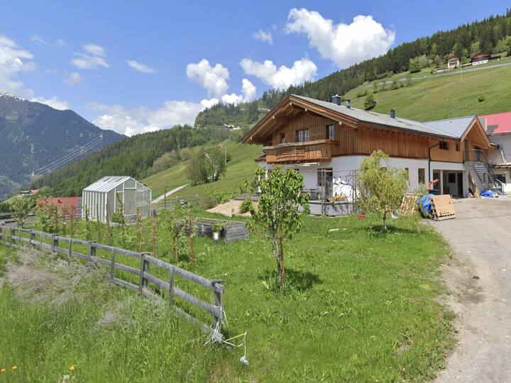 Appartement à Kaunerberg Près Du Lac - Fiss